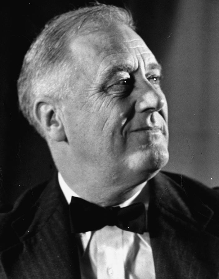 Franklin D. Roosevelt #2 Photograph by Thomas D. McAvoy - Pixels