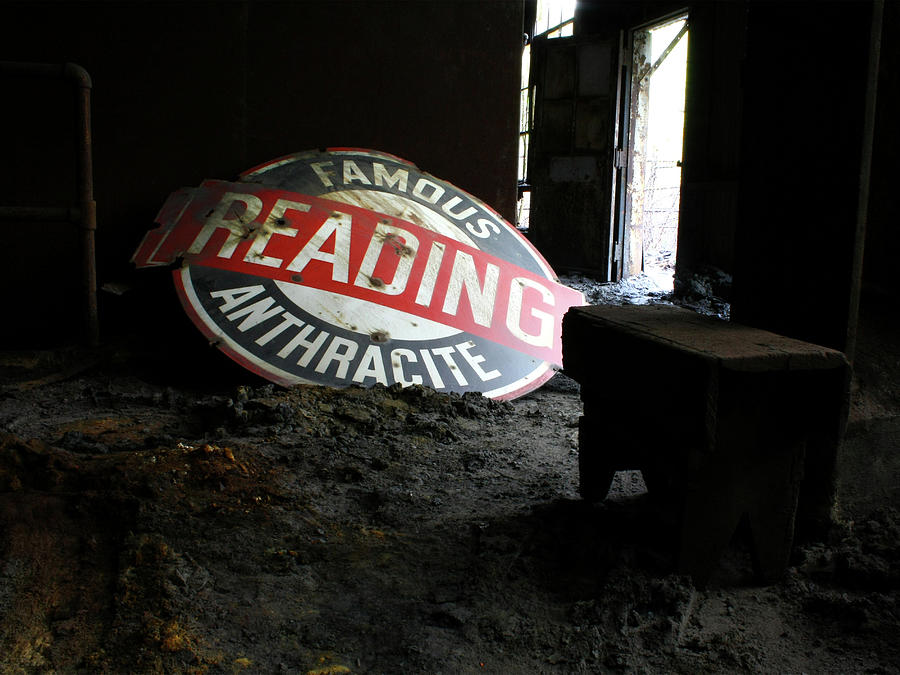 Famous Reading Anthracite Photograph by Lori Deiter - Pixels