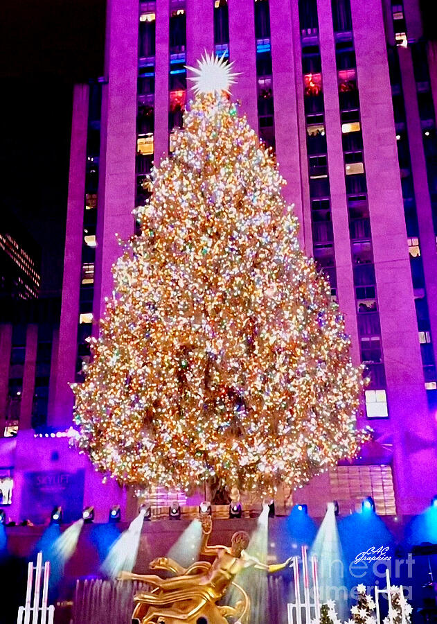 Christmas Tree at Rockefeller Center 2 Digital Art by CAC Graphics - Pixels